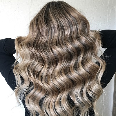 Learn How To Fit Hair Extensions - Postiche Academy